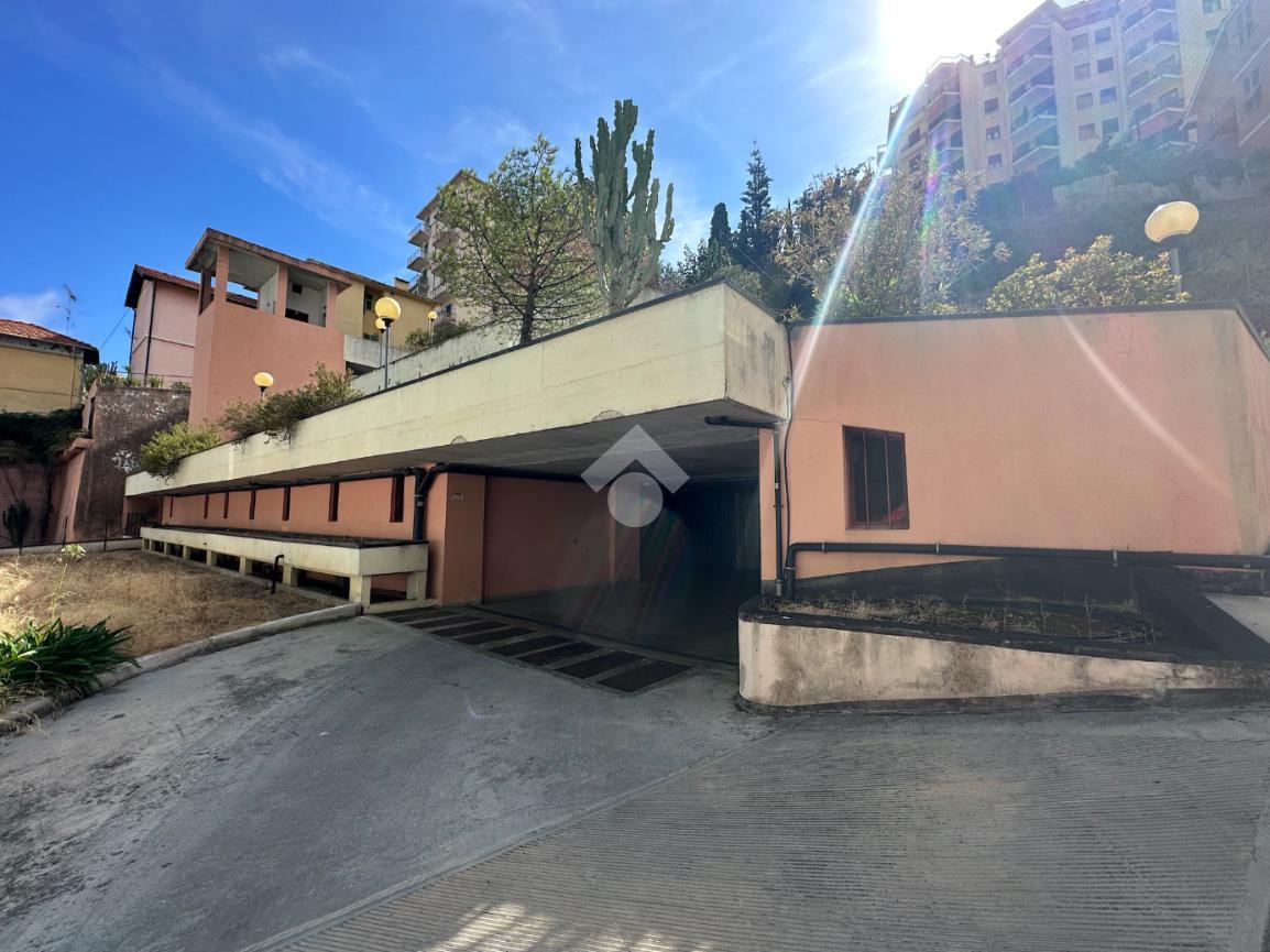 Box in vendita a Sanremo
