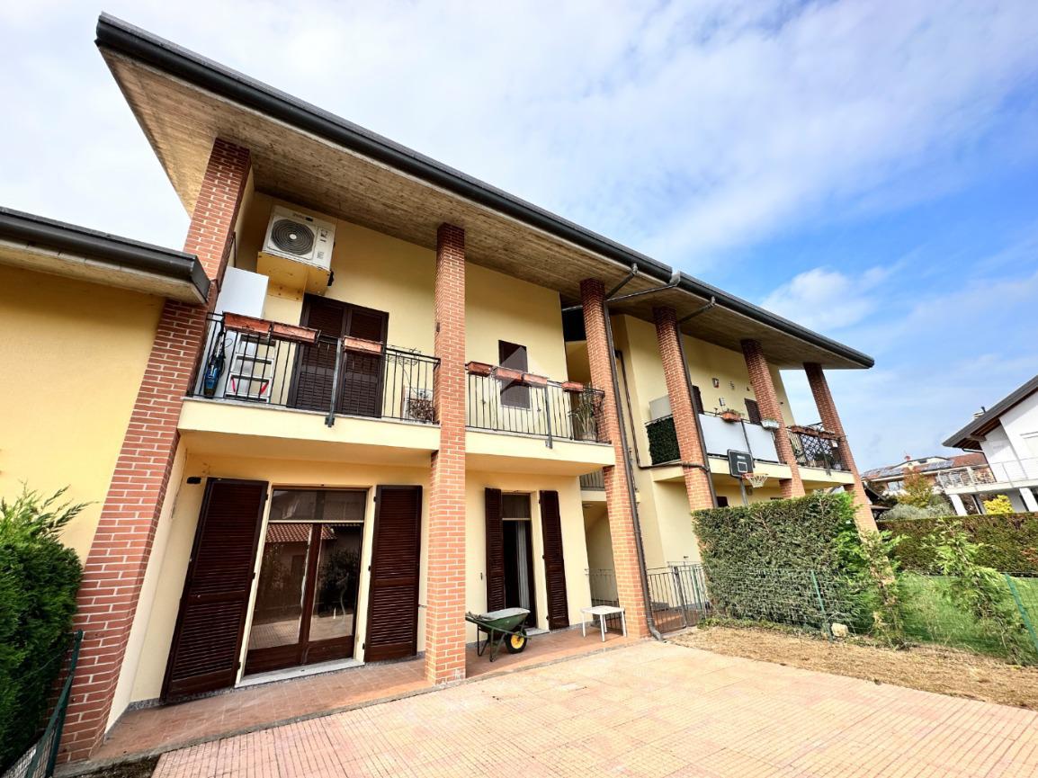 Appartamento in vendita a Usmate Velate