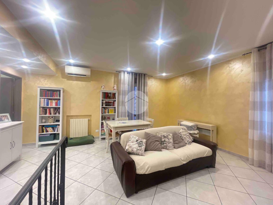 Casa indipendente in vendita a Bresso