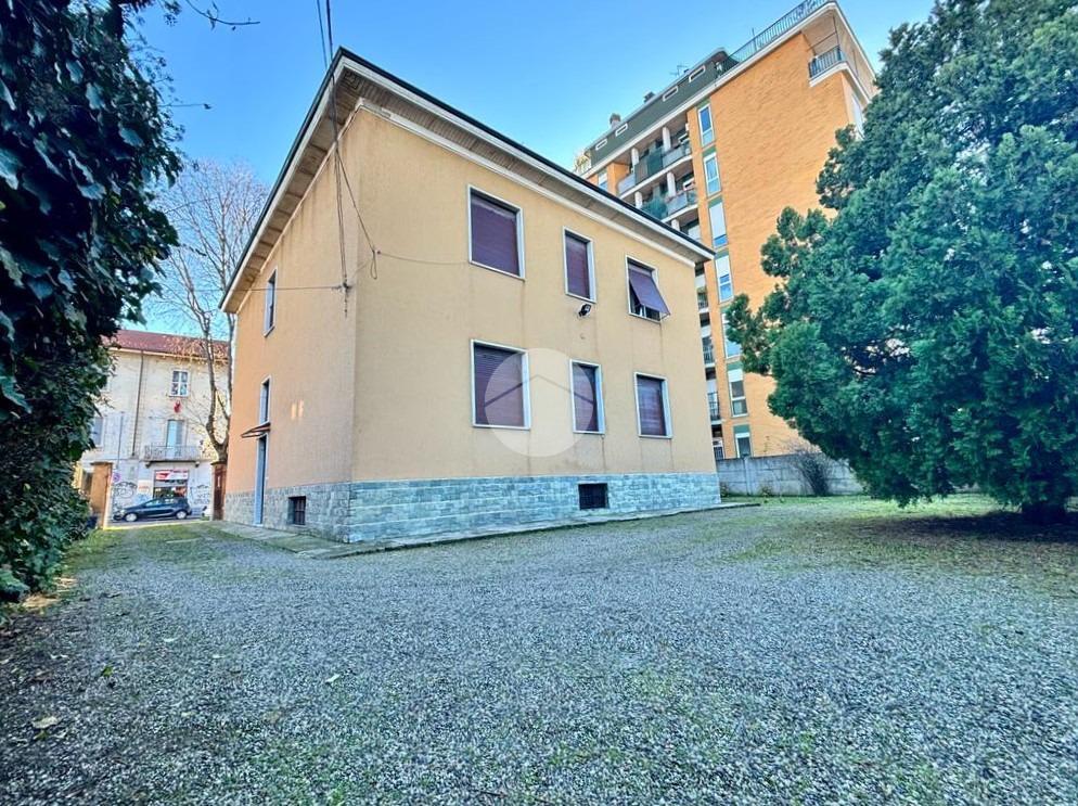 Appartamento in vendita a Monza