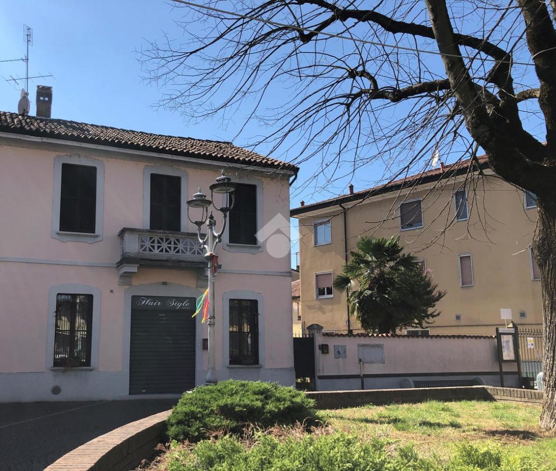 Casa indipendente in vendita a Lacchiarella