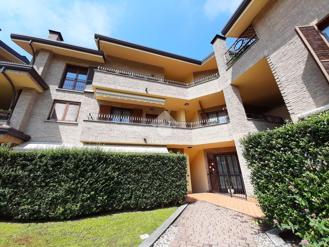 Appartamento in vendita a Senago