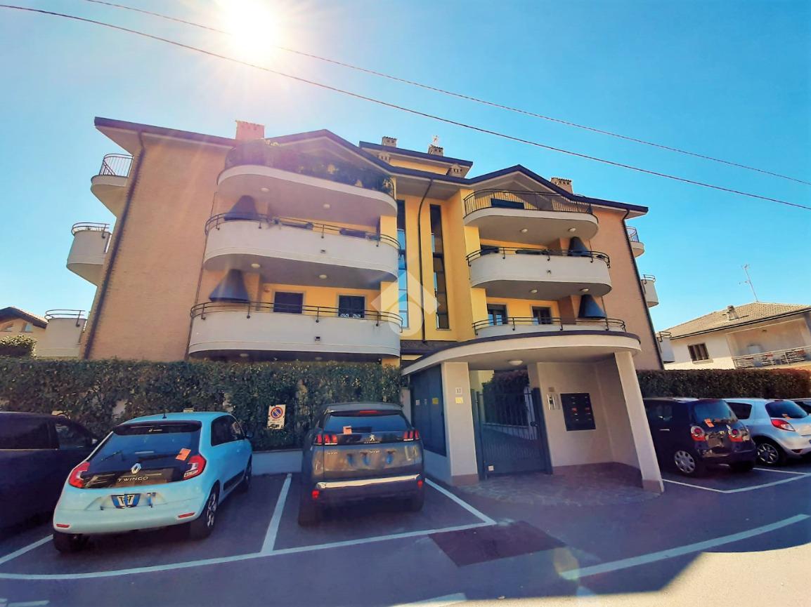 Appartamento in vendita a Senago