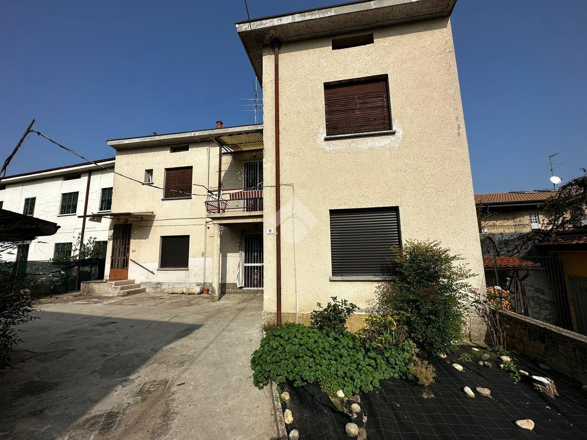 Villa in vendita a Meda
