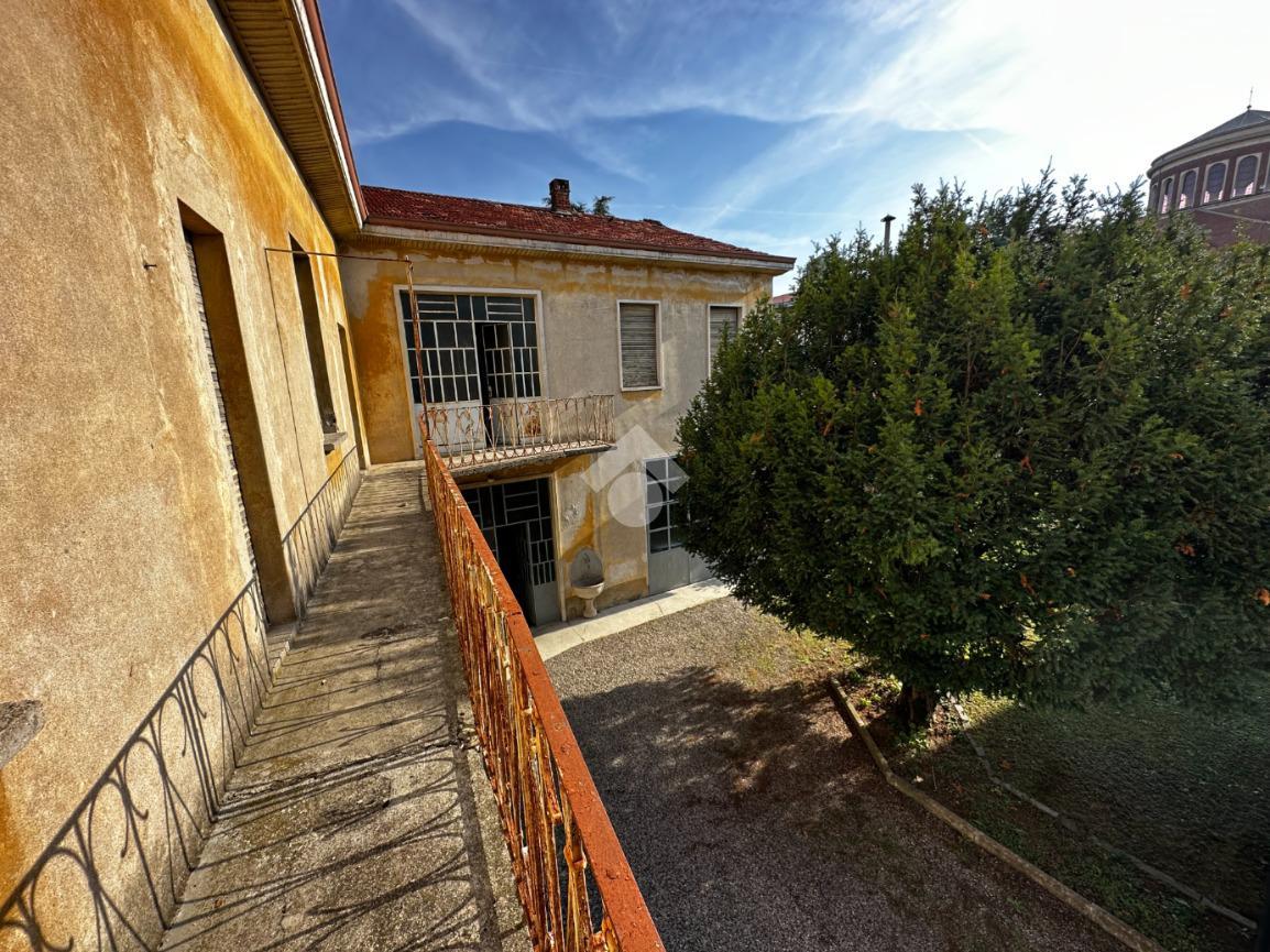 Villa in vendita a Meda
