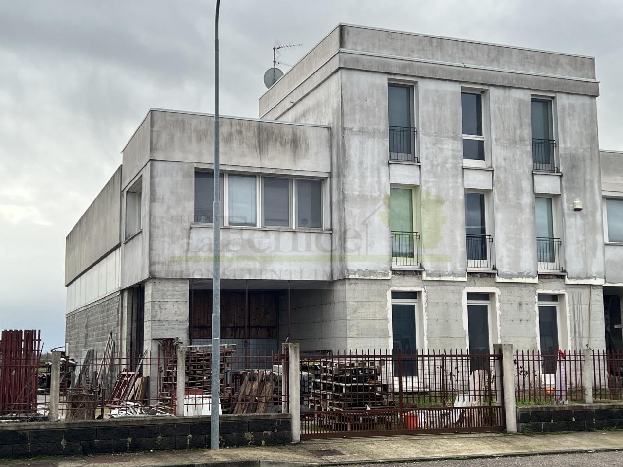 Casa indipendente in vendita a Volta Mantovana