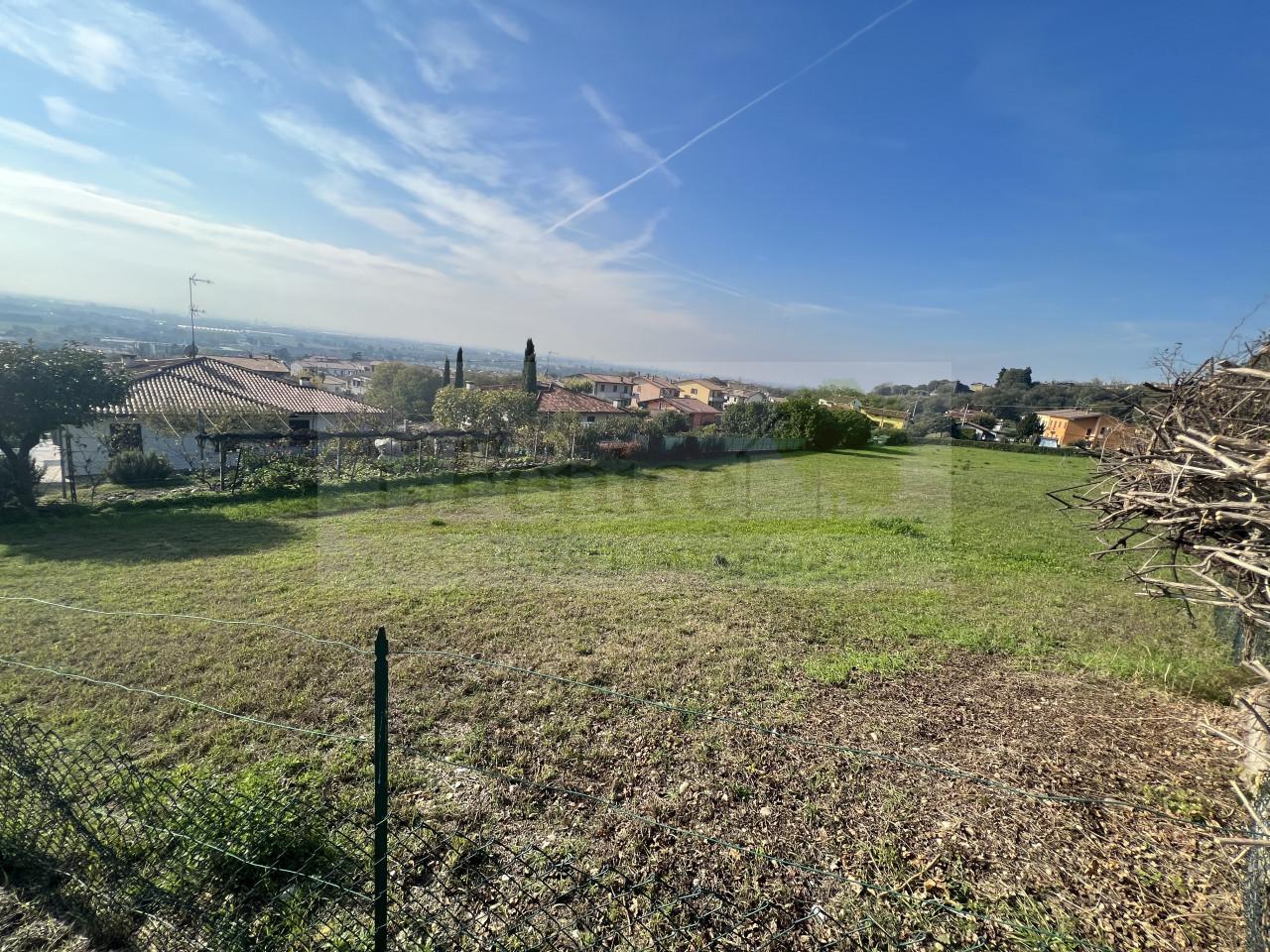 Terreno edificabile residenziale in vendita a Cavriana