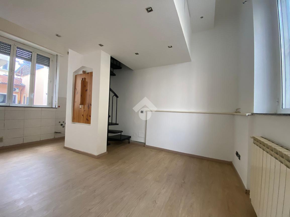 Appartamento in vendita a Seregno