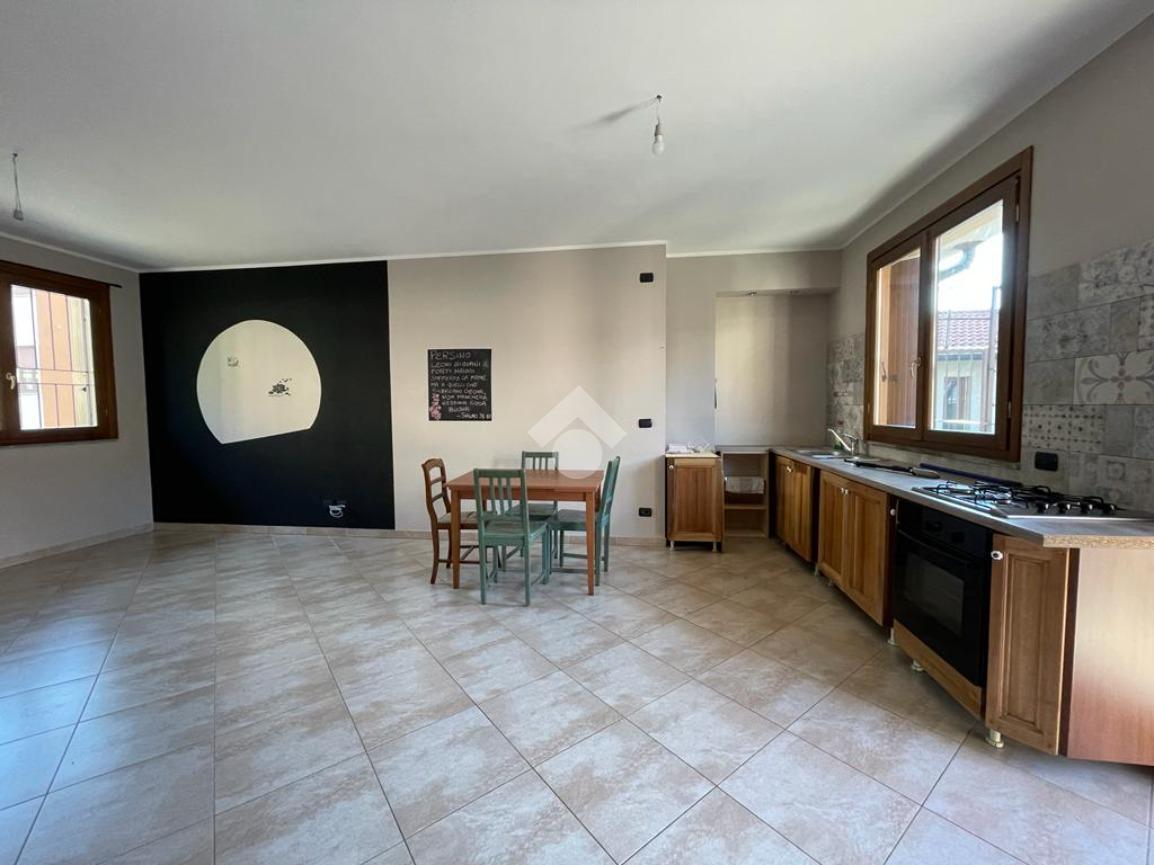 Appartamento in vendita a Dairago