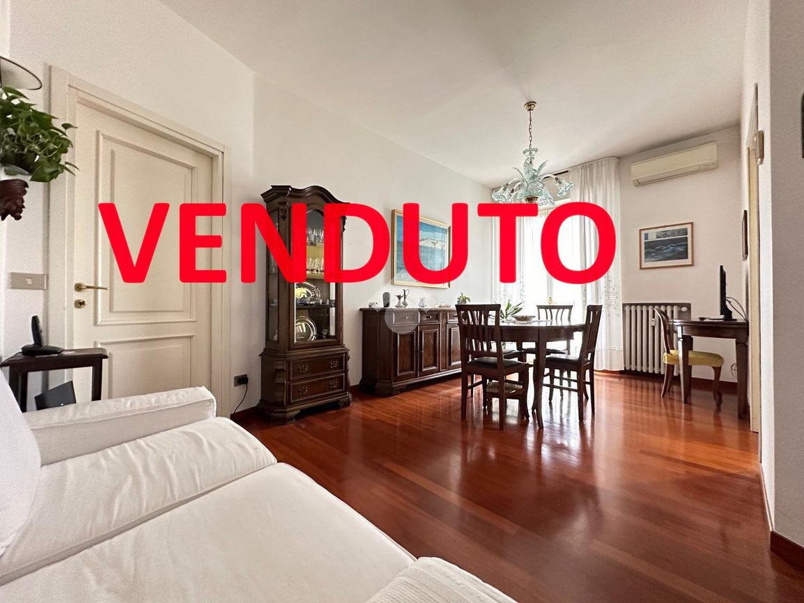 Appartamento in vendita a Pessano Con Bornago