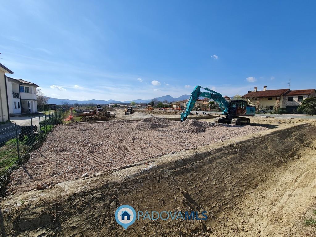 Terreno edificabile residenziale in vendita a Abano Terme