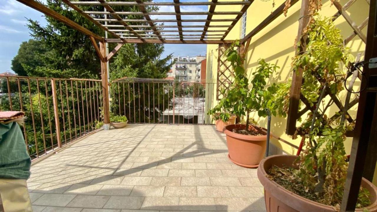 Villa in Via Terni 8, Milano