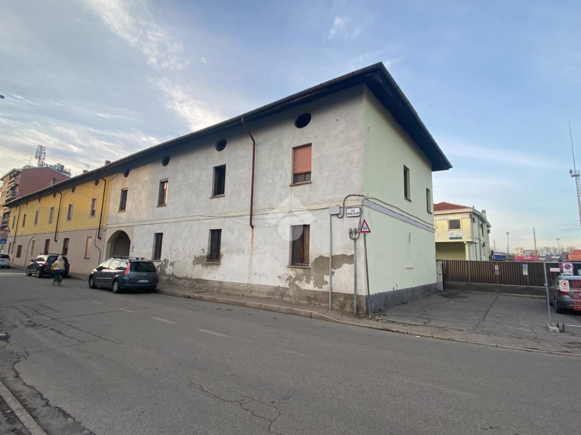 Palazzo in vendita a Rho