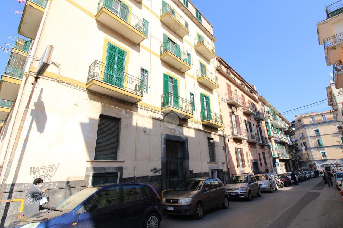 Magazzino in affitto a Napoli