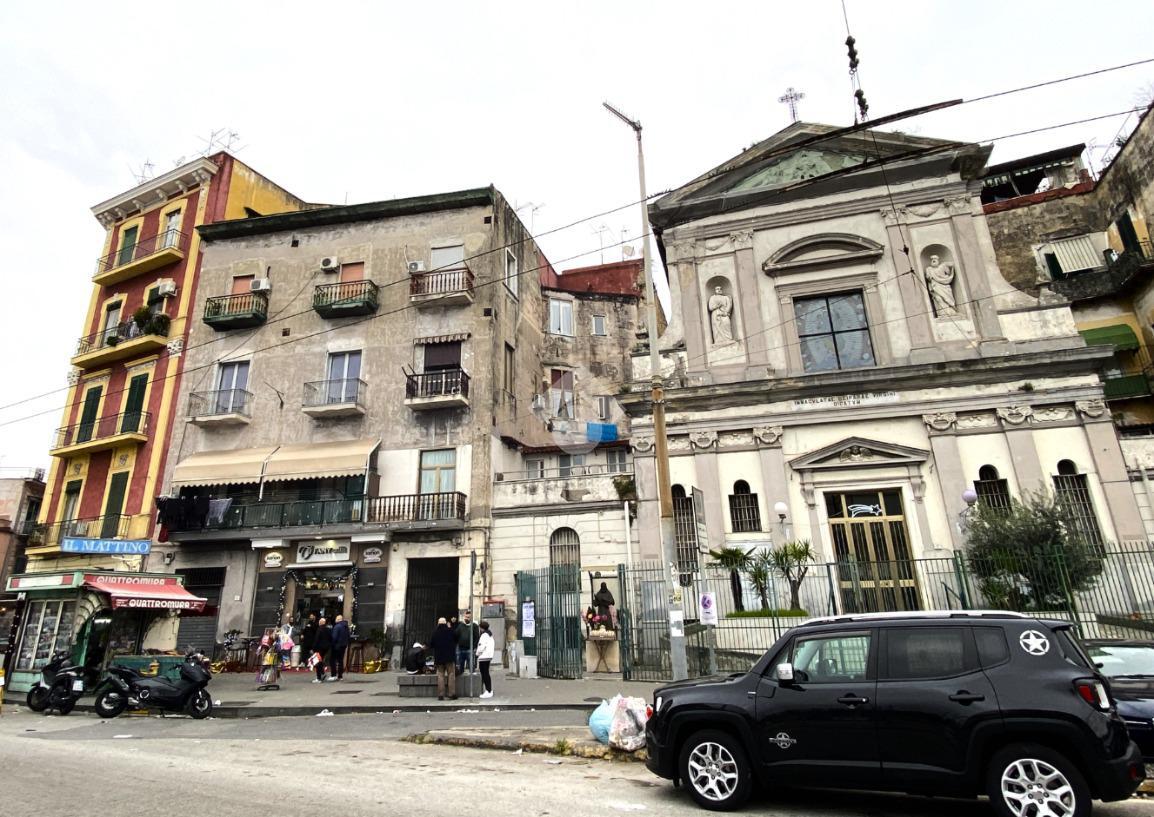 Appartamento in vendita a Napoli