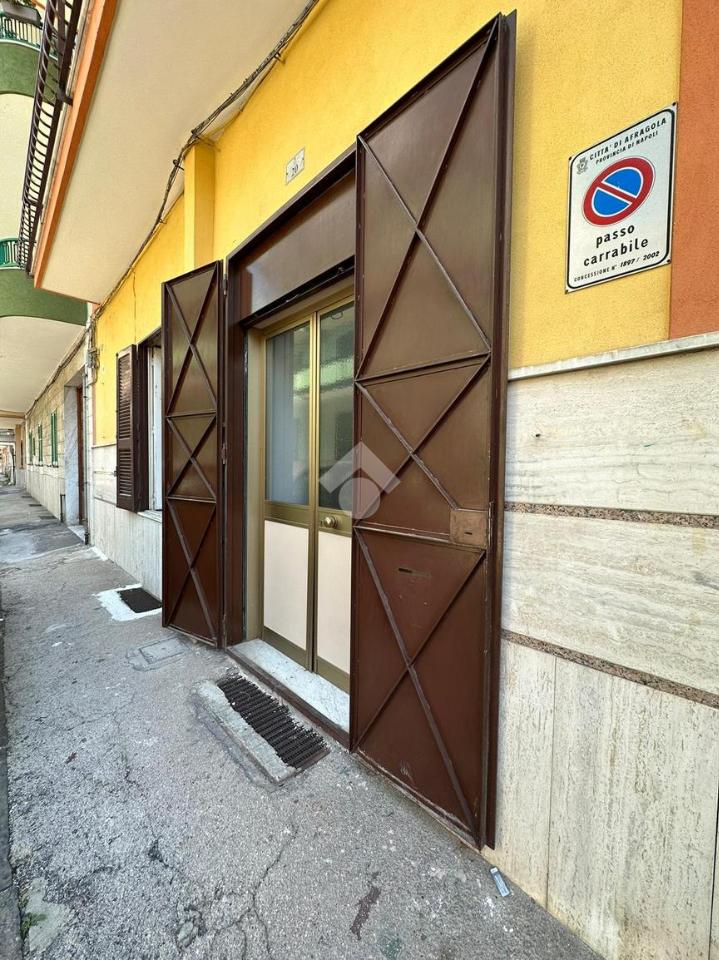 Negozio in affitto a Afragola