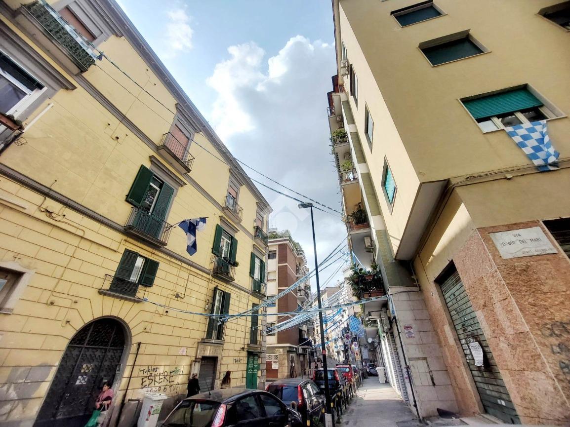 Appartamento in vendita a Napoli