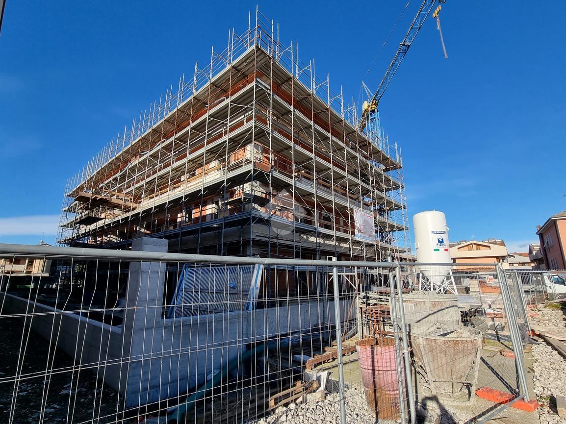 Appartamento in vendita a Carugate