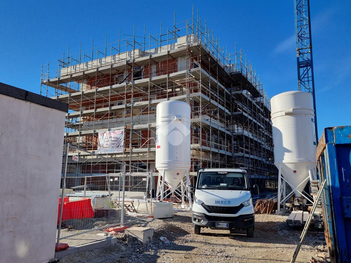 Appartamento in vendita a Carugate