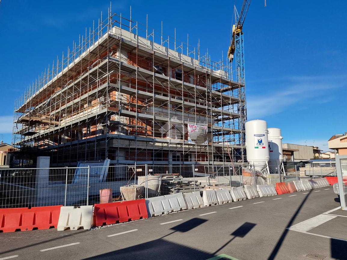 Appartamento in vendita a Carugate