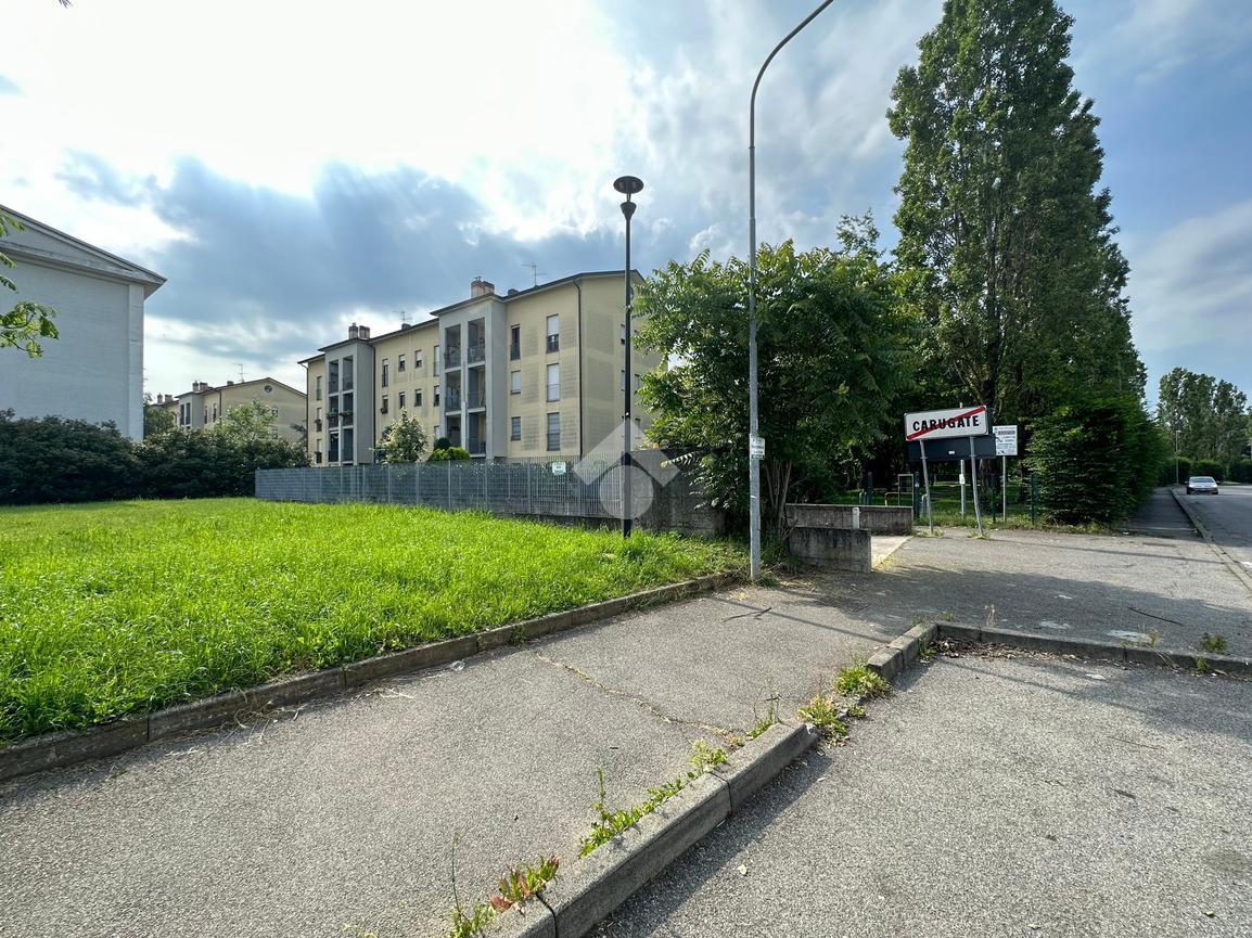 Box in vendita a Carugate