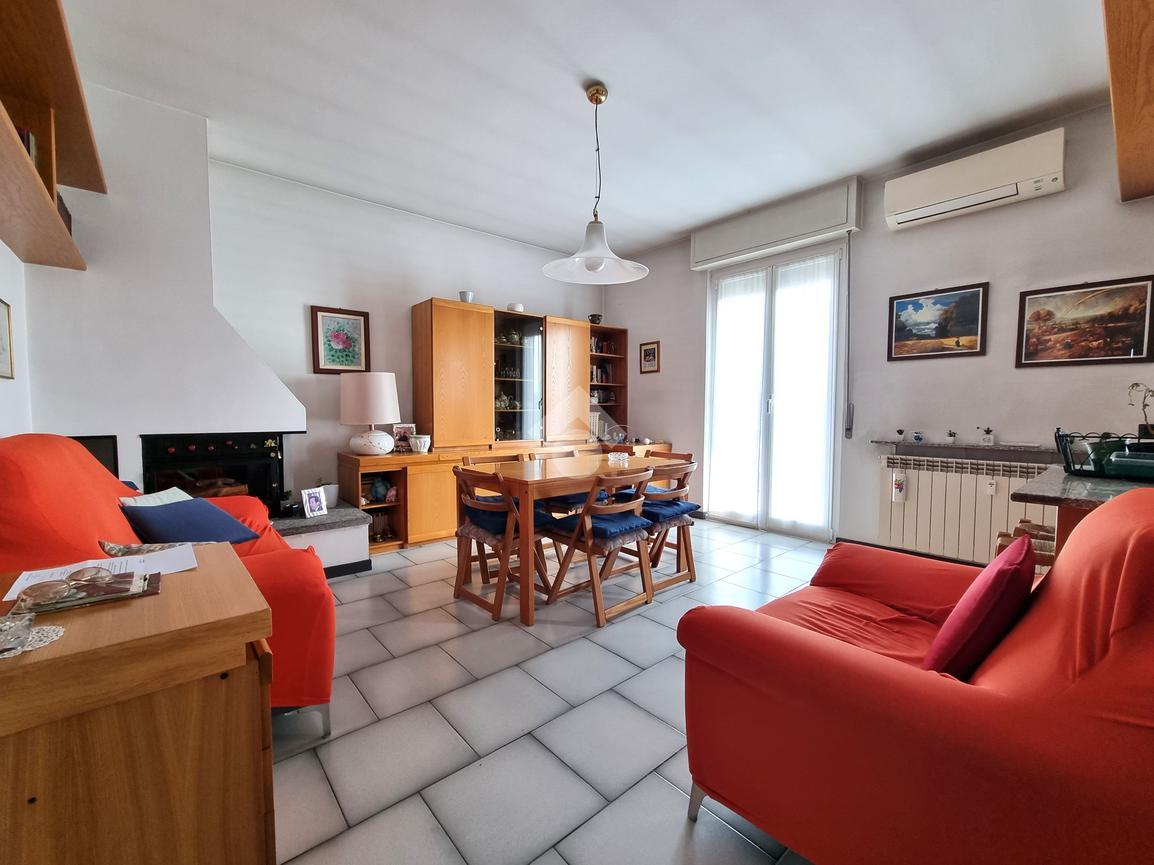 Appartamento in vendita a Carugate