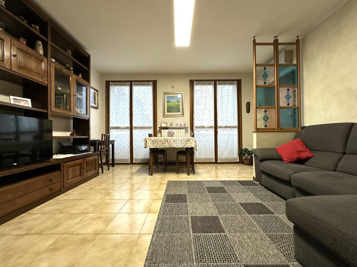 Appartamento in vendita a Carugate