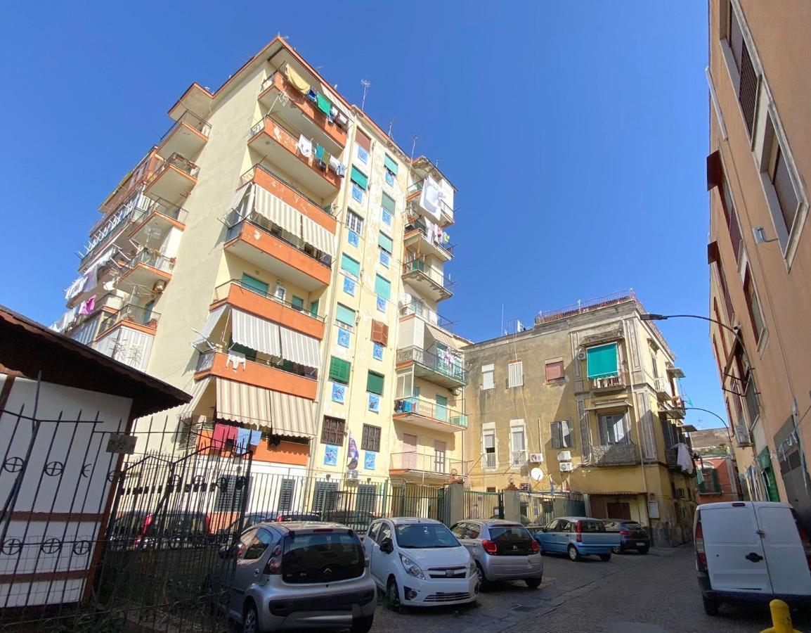 Appartamento in vendita a Napoli
