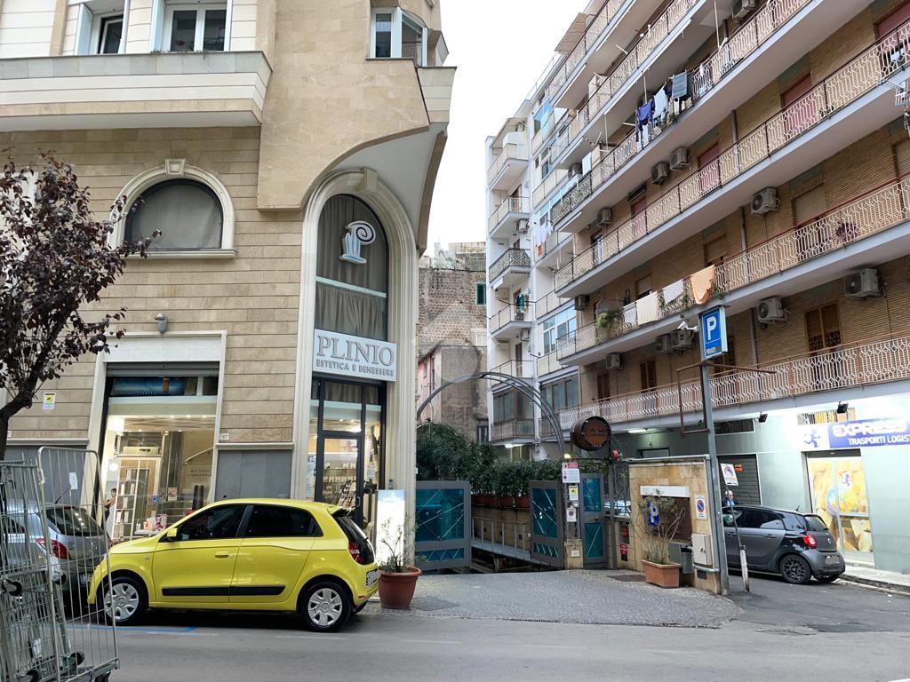 Box in vendita a Castellammare Di Stabia