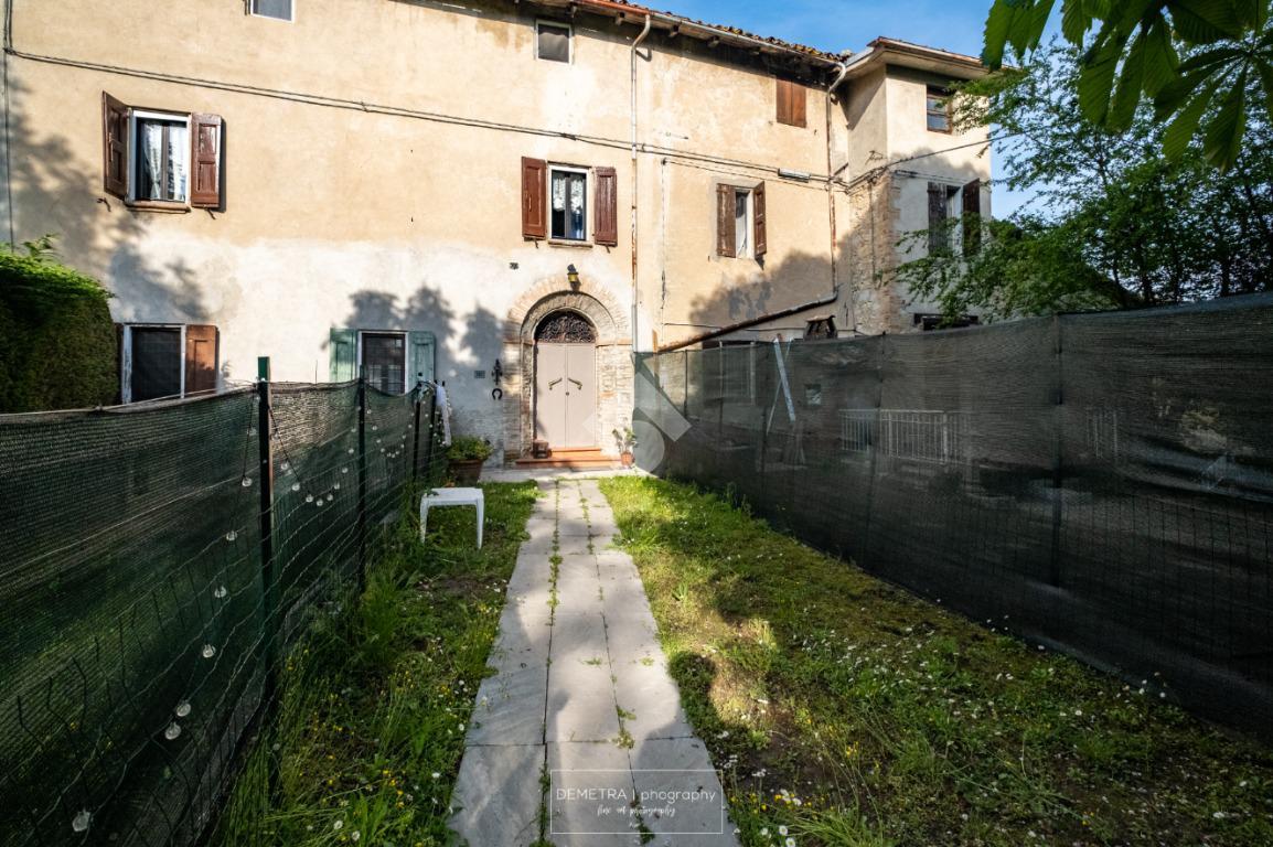 Villa a schiera in Via Passo Brasa, Guiglia