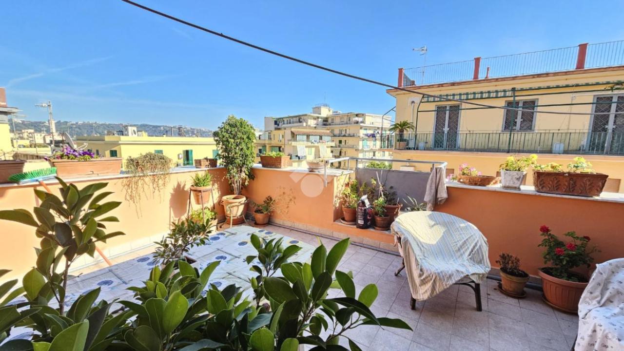 Appartamento in vendita a Napoli