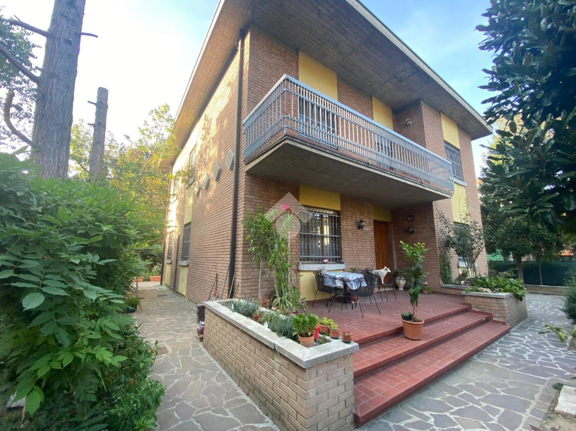 Villa in vendita a Carpi