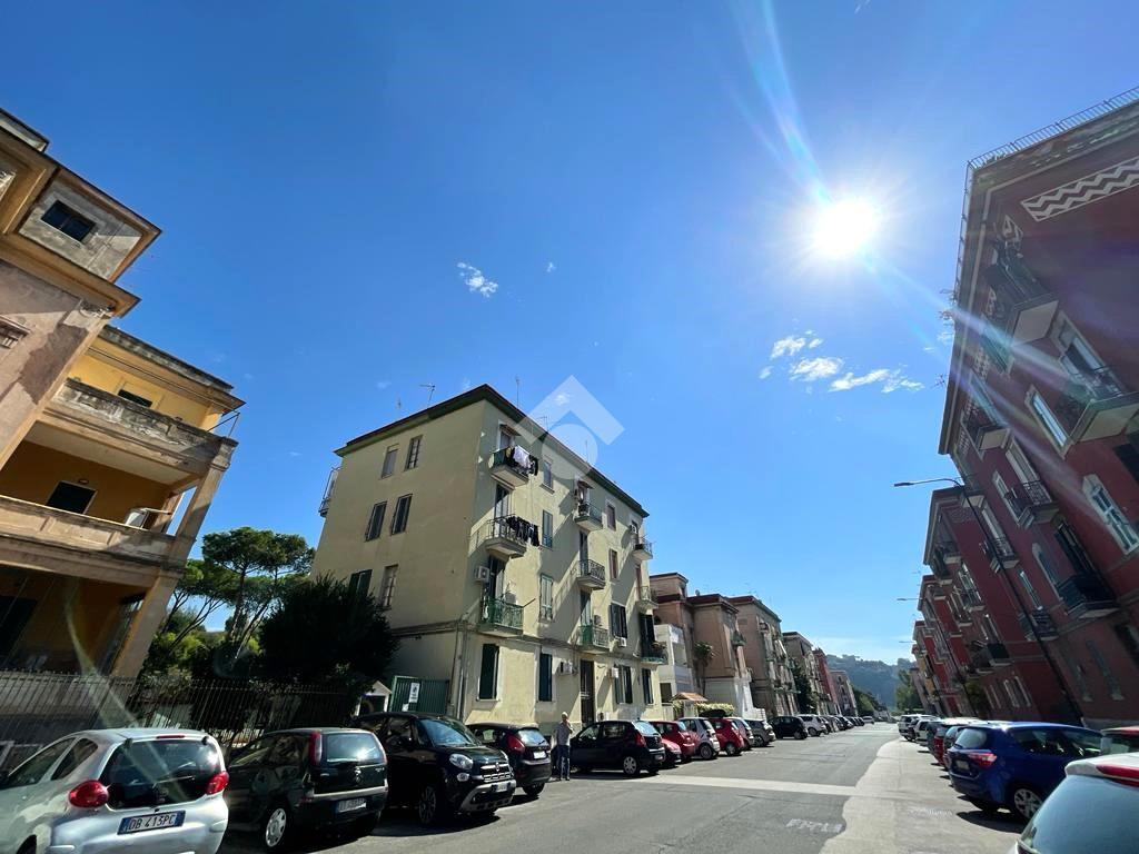 Appartamento in vendita a Napoli