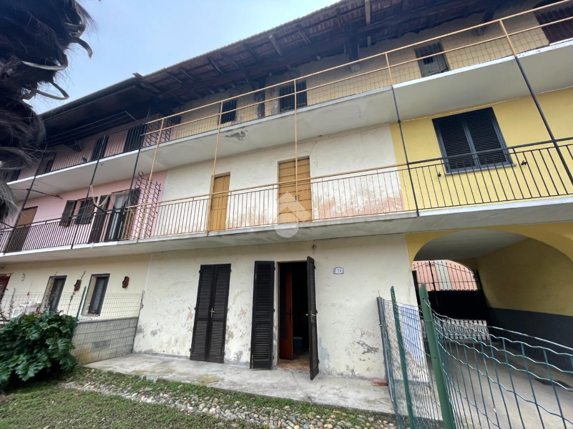 Casa indipendente in vendita a Bogogno