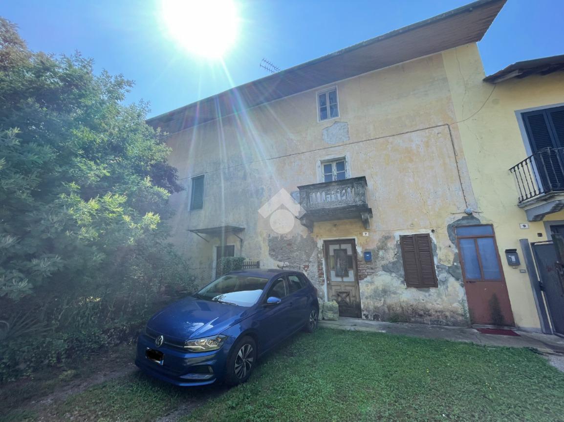 Casa indipendente in vendita a Gattico-Veruno