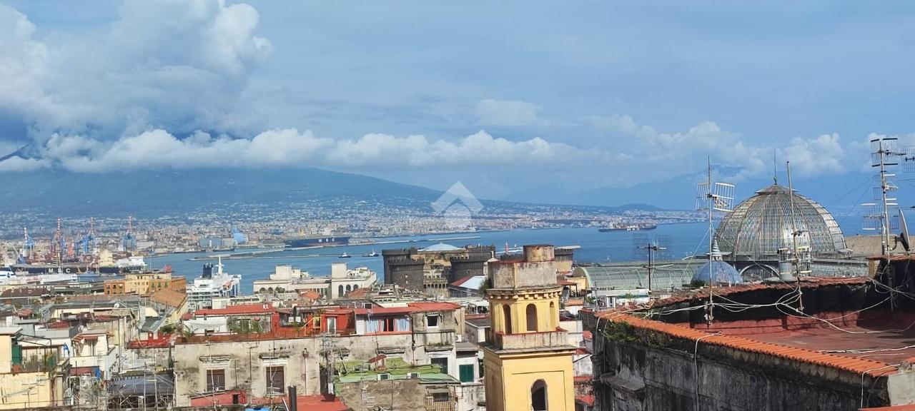 Appartamento in vendita a Napoli