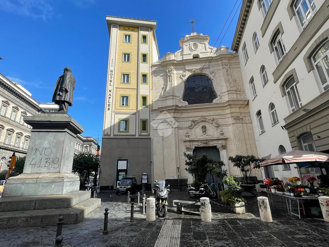 Appartamento in vendita a Napoli