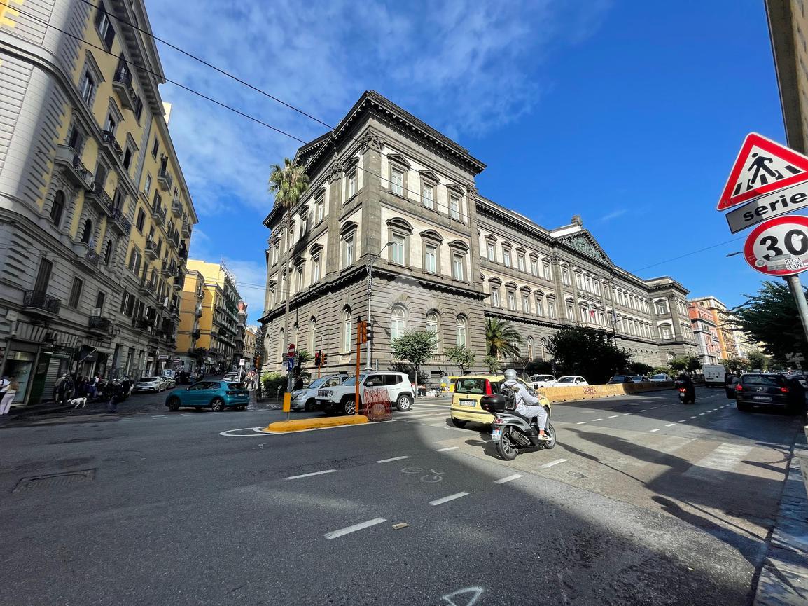 Appartamento in vendita a Napoli
