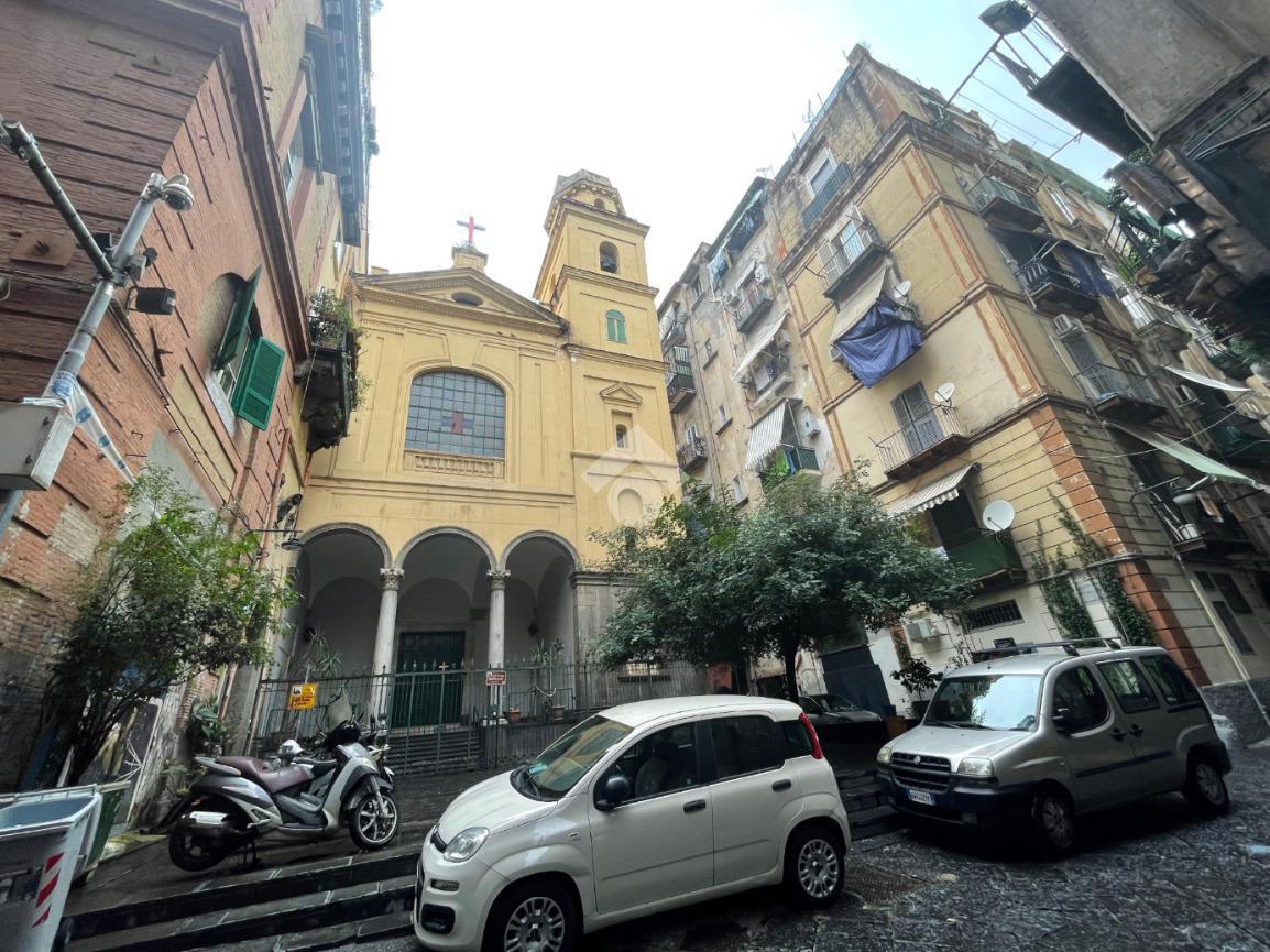 Appartamento in vendita a Napoli