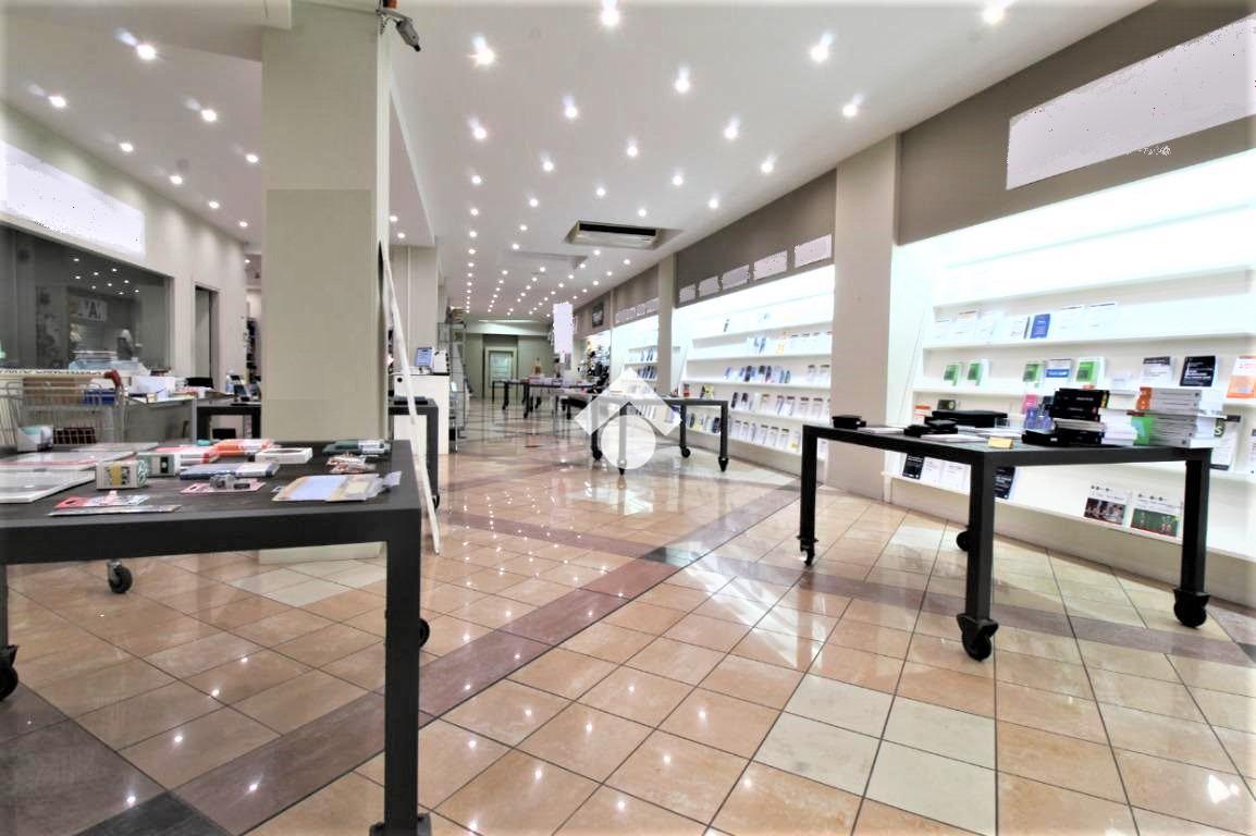 Negozio in affitto a Padova