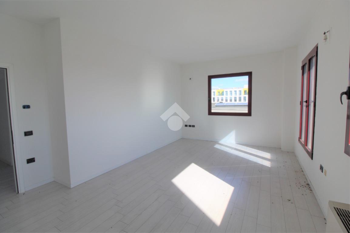 Ufficio in vendita a Ponte San Nicolo'