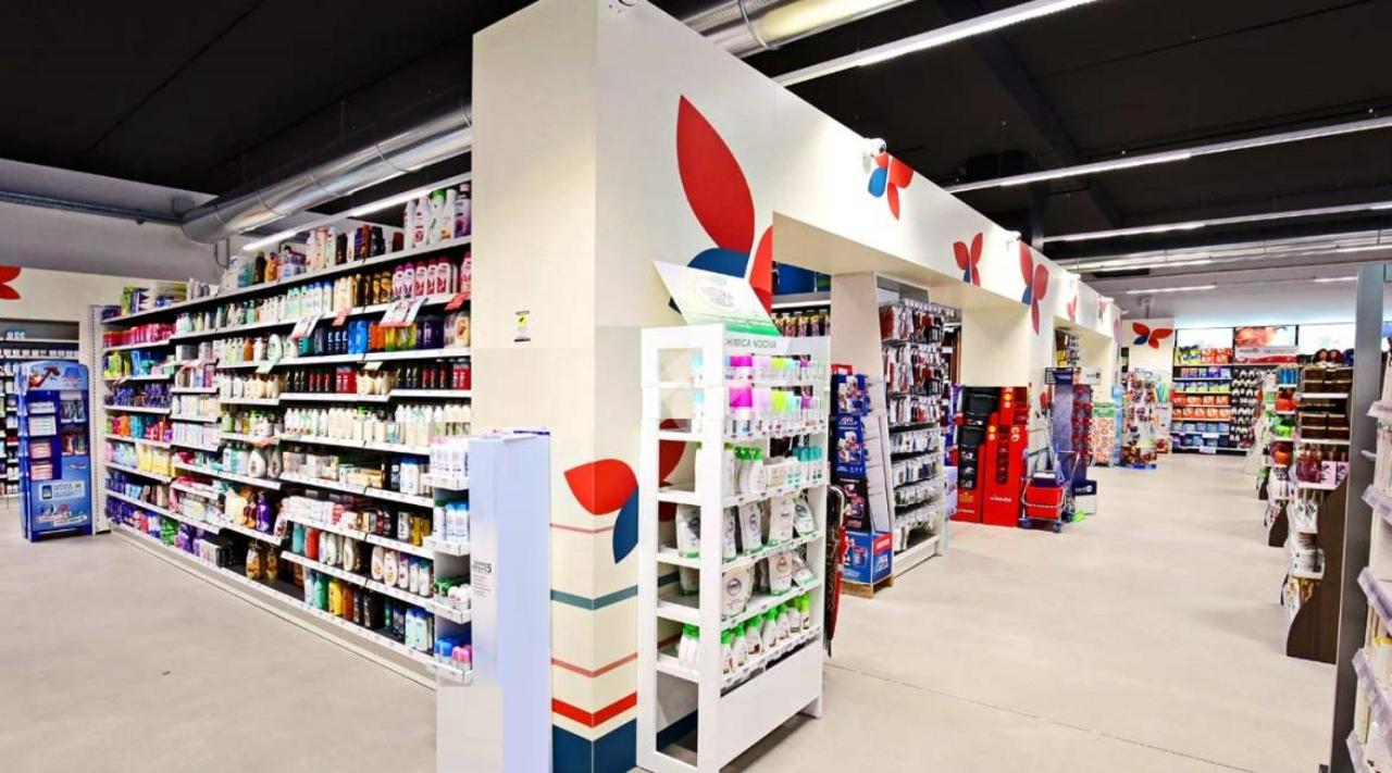 Negozio in vendita a Padova