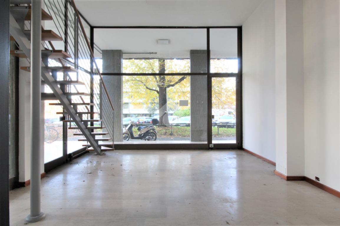 Negozio in vendita a Padova