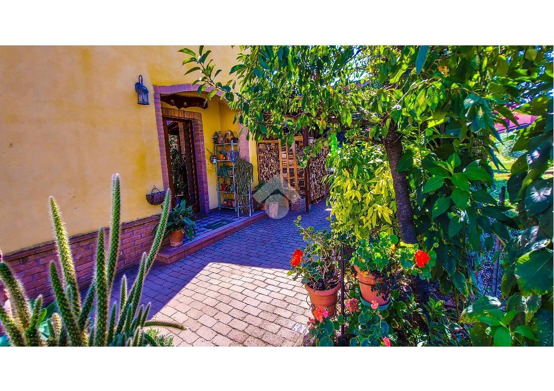 Villa in vendita a Colorno