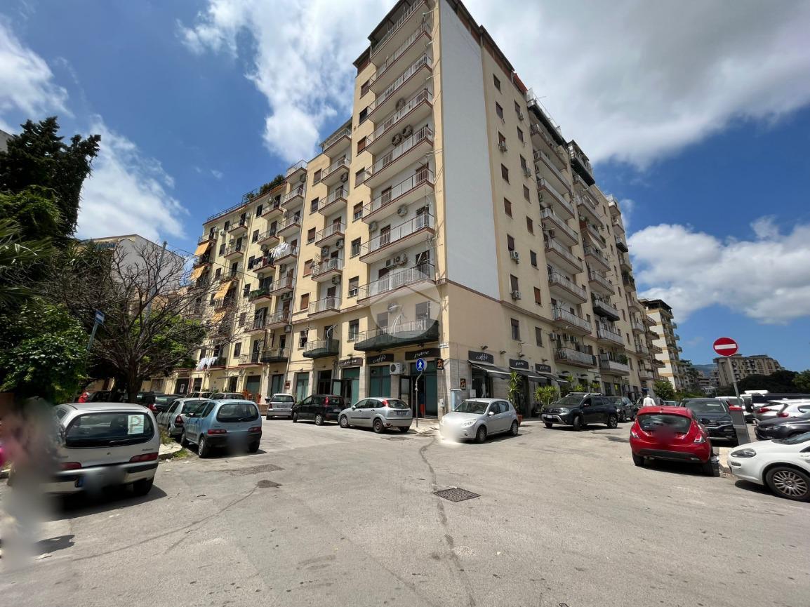 Appartamento in vendita a Palermo