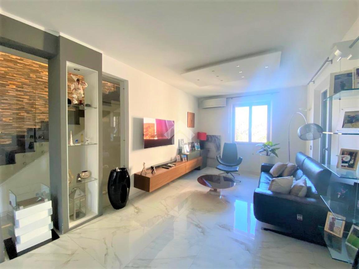 Villa in vendita a Collecchio