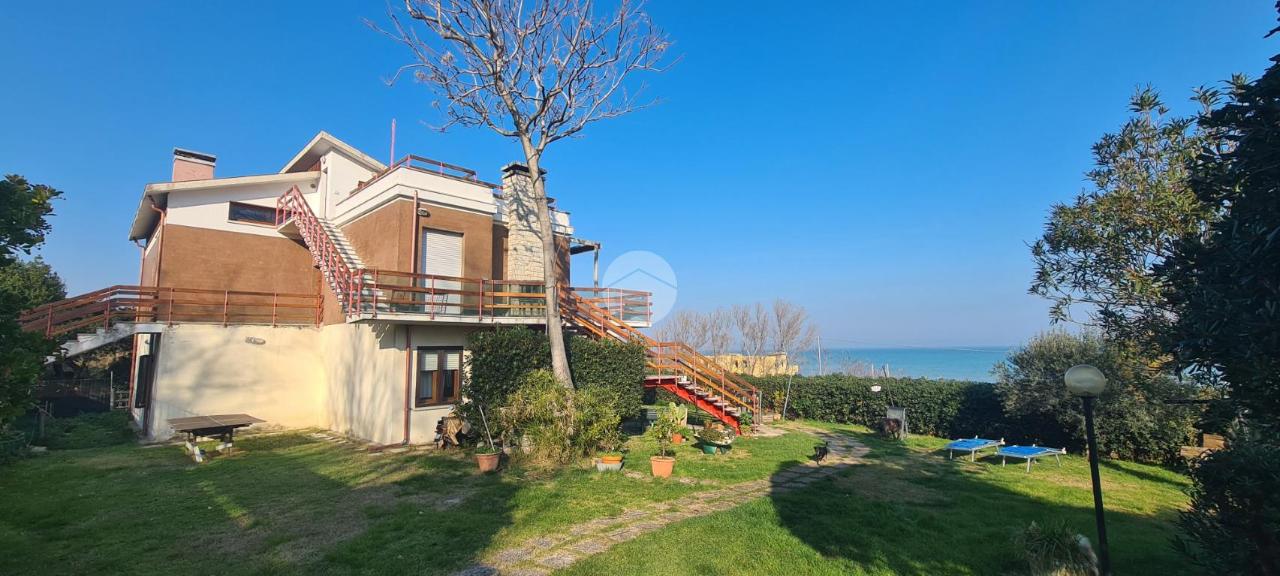 Casa indipendente in vendita a Fano