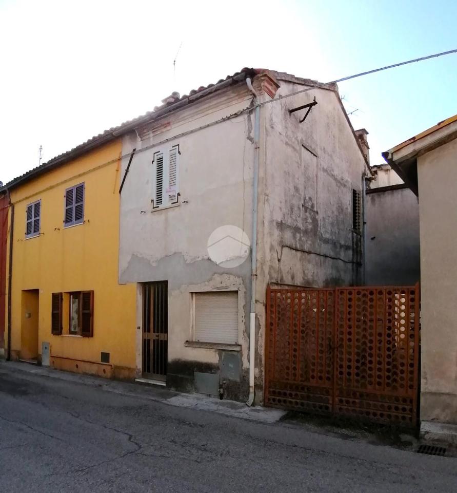 Casa indipendente in vendita a Fano