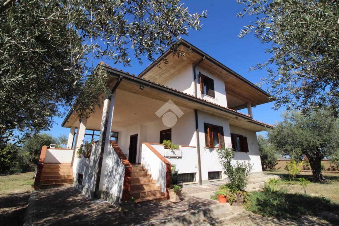 Villa in vendita a Moscufo