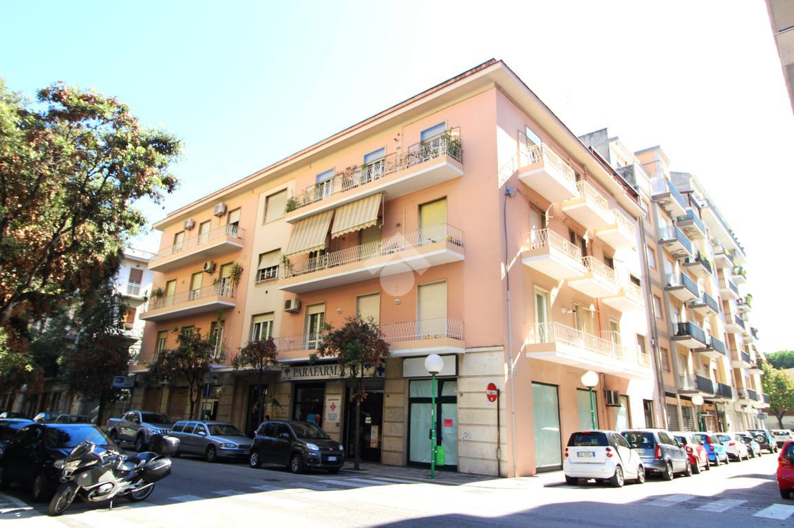 Negozio in vendita a Pescara